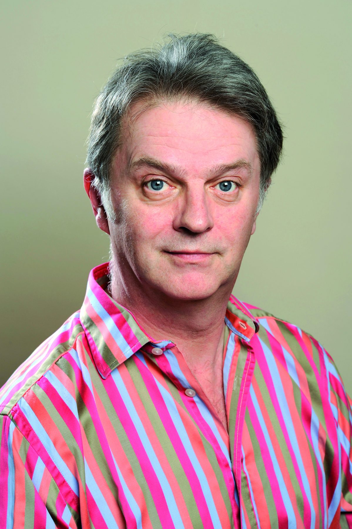 Patron: Paul Merton – The Friends of Streatham Hill Theatre (FoSHT)